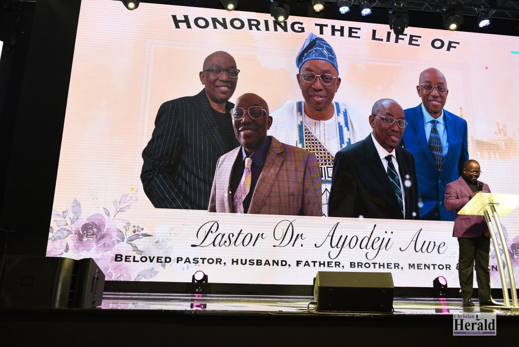 Pastor Awe's Service of Songs & Appreciation Service - MY CHRISTIAN HERALD